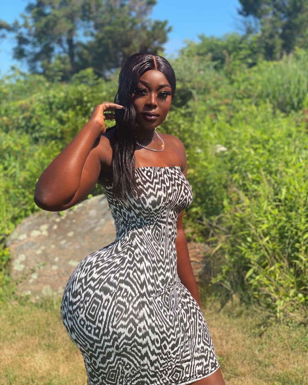 Place Of Residence : Hanardy Hawa lives in New York City - USA.