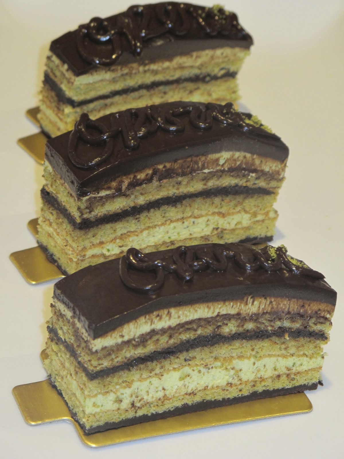 NoSetMenu: Opera Cake, Pistachio Opera