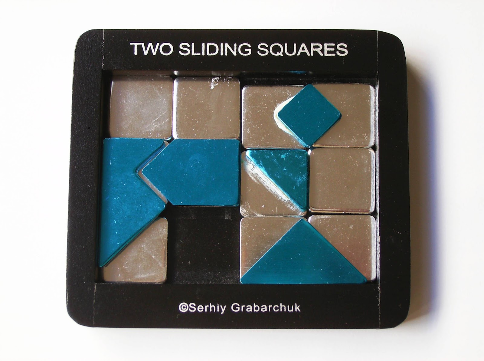 Gabriel Fernandes' Puzzle Collection: Two Sliding Squares