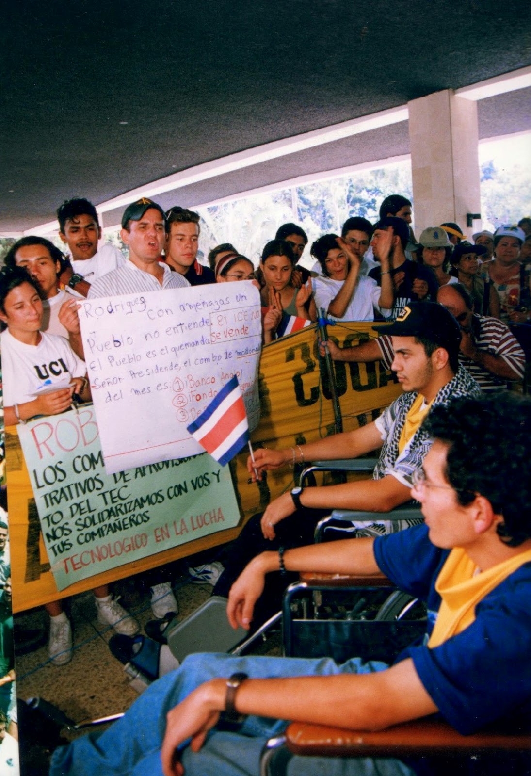 En voz alta: A 15 años del Combo del ICE, los ecos de la resistencia