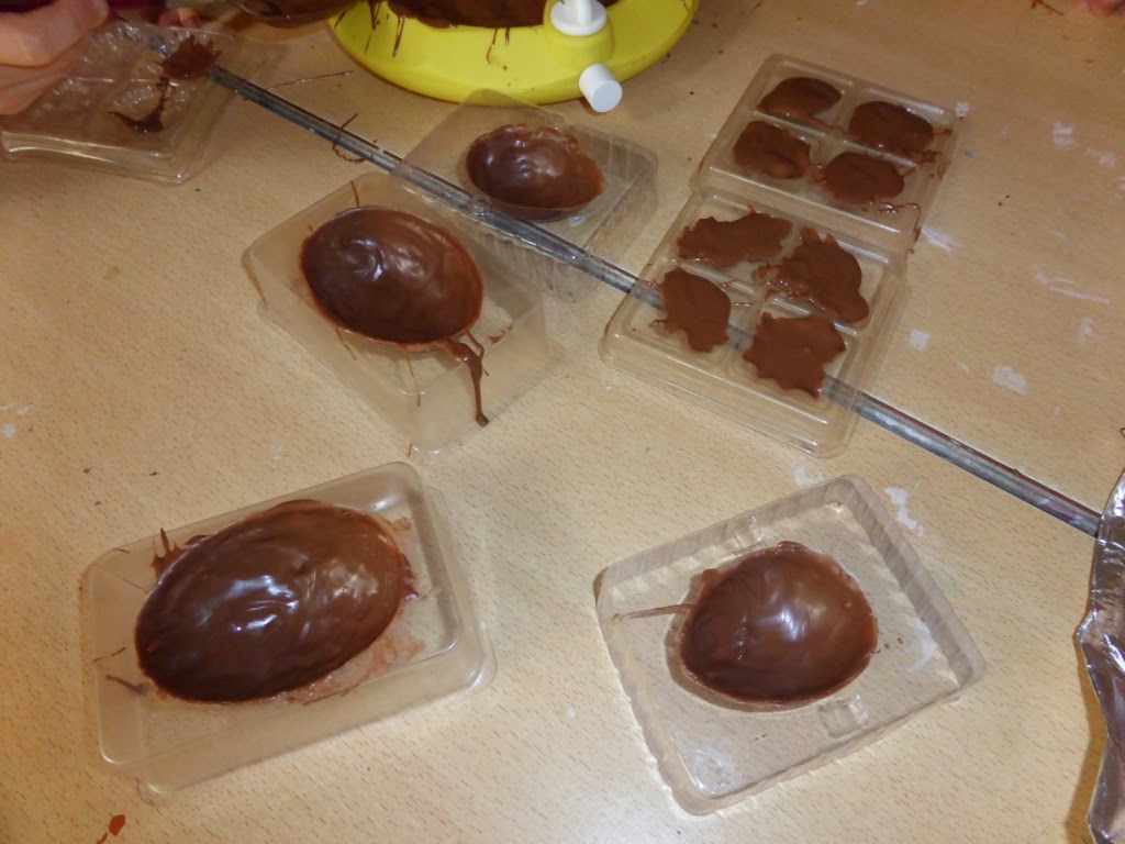 chocolade eieren maken | Leefschool Dagpauwoog
