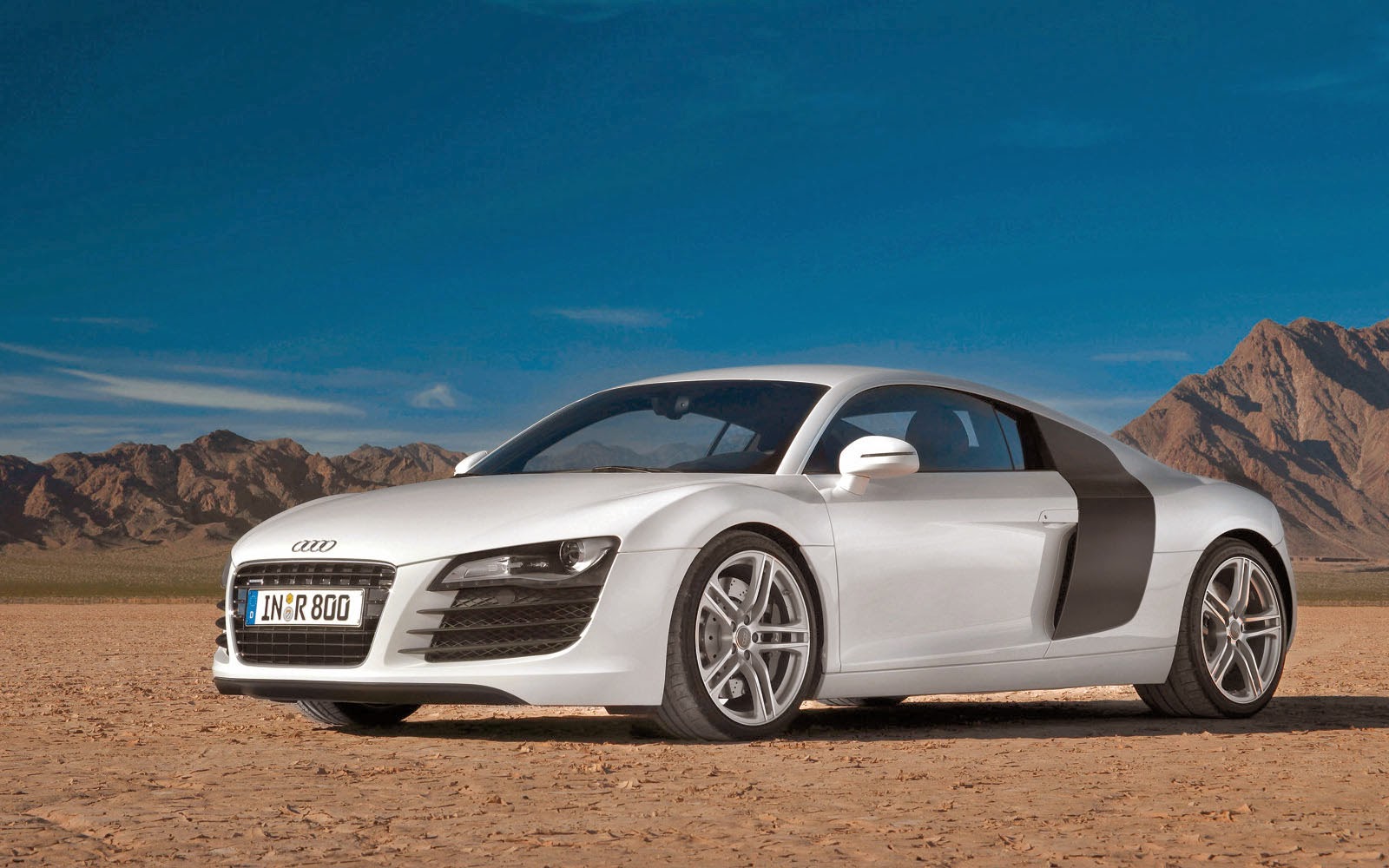 neon wallpaper: Audi R8 Wallpapers