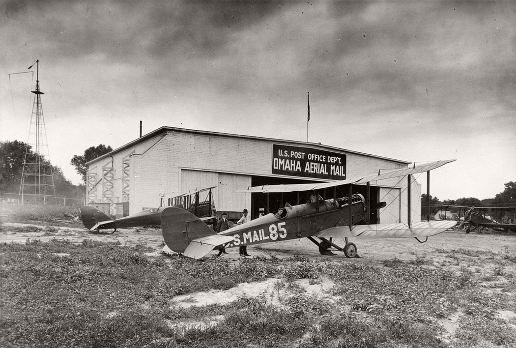 Early Pictures of U.S Airmail Service, Which Began With Army Air ...