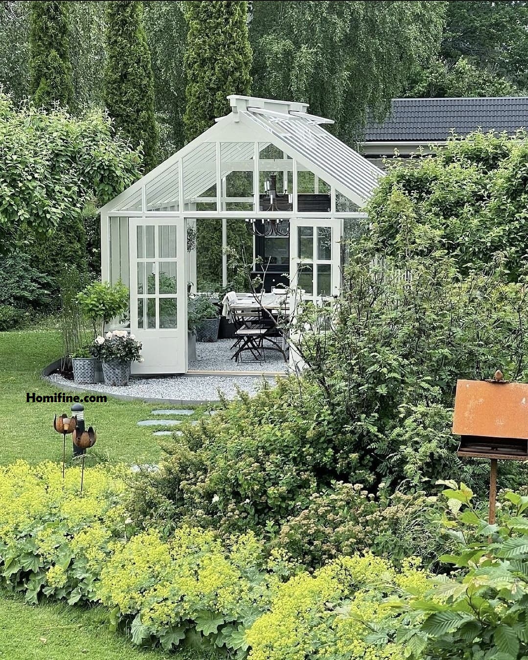 7 Tiny Houses Ideas for Relaxing in the Garden ~ Homifine.com