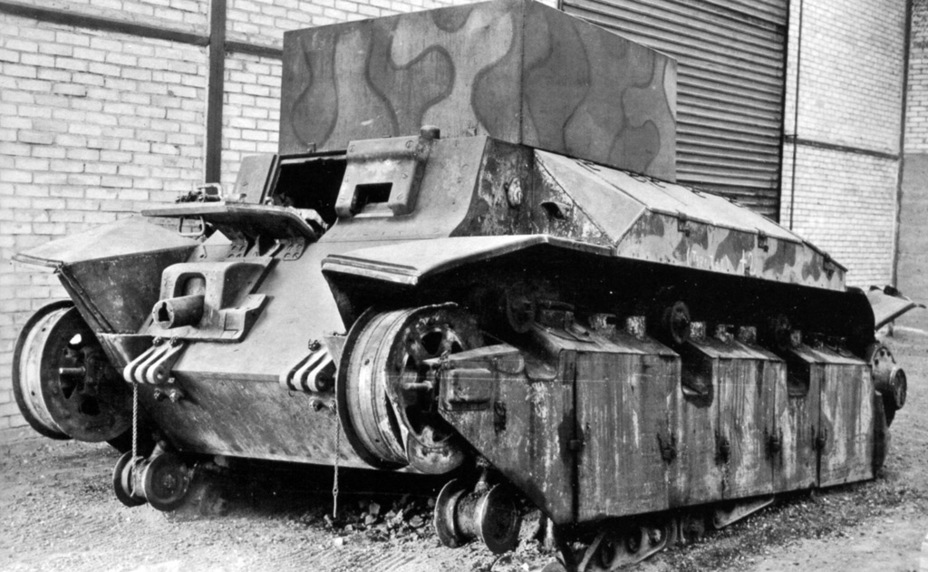 Tank Archives: Renault D2: De Gaulle's Workhorse