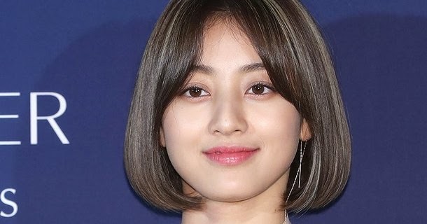 Jihyo makes first public appearance since confirming relationship