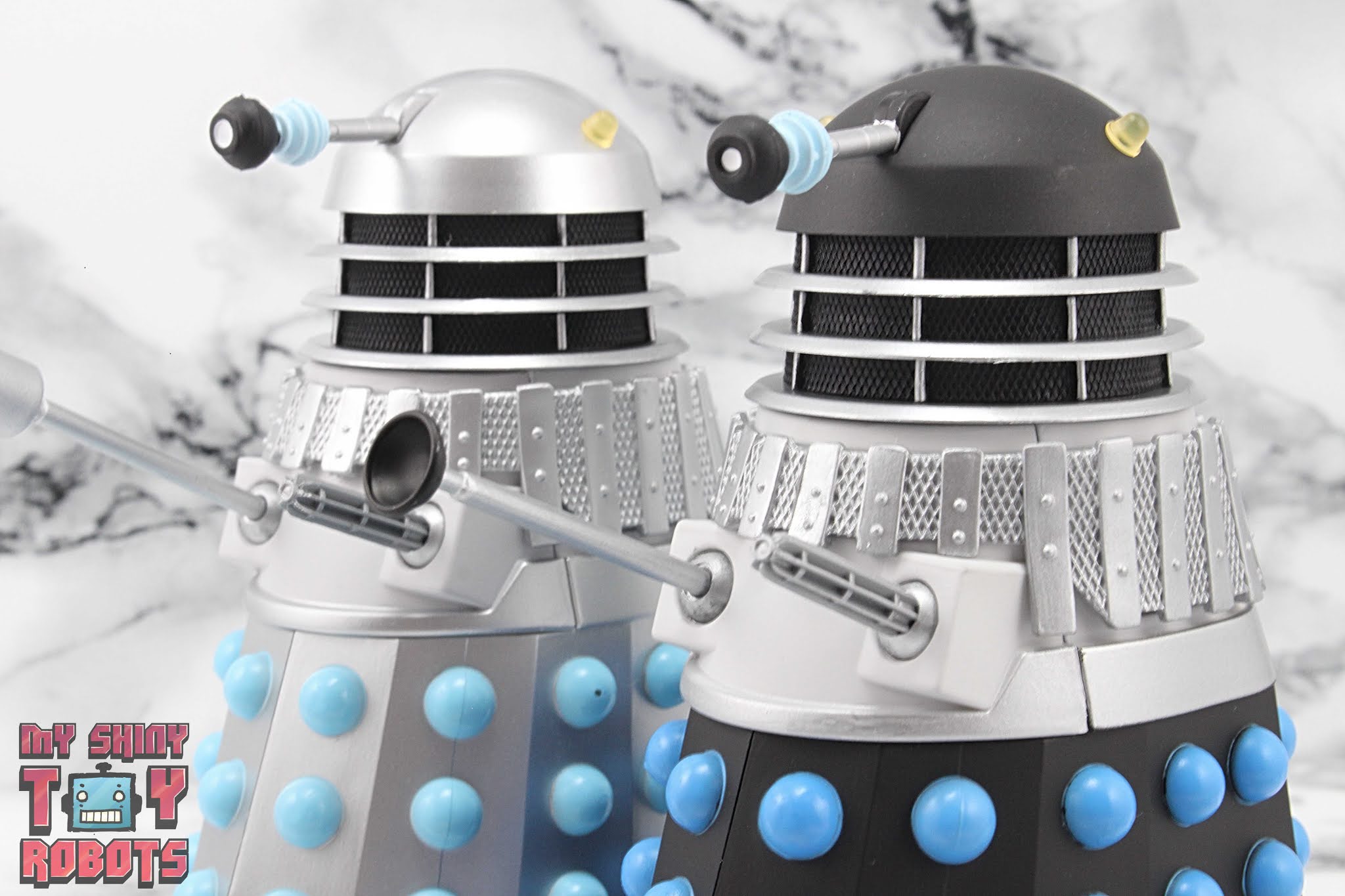 My Shiny Toy Robots: Toybox REVIEW: Doctor Who History of the Daleks #4 Set
