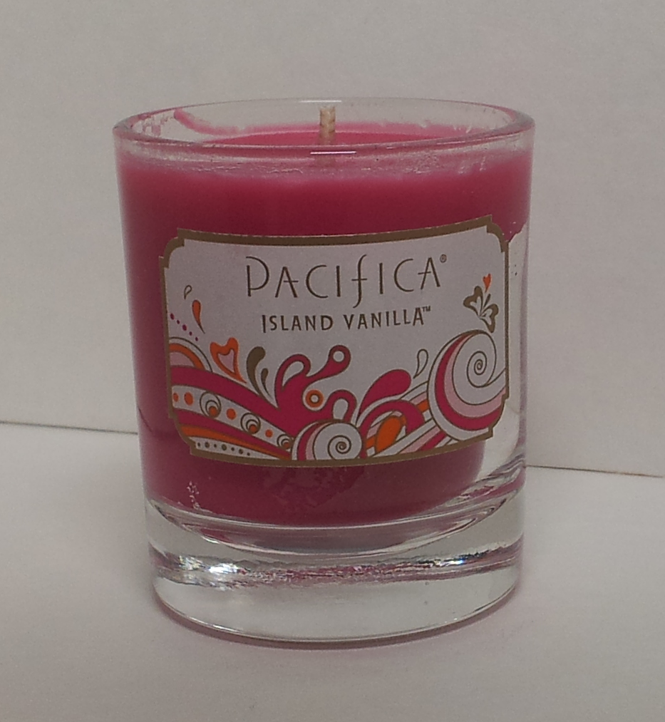 Lainamarie91: Review : Pacifica 3 oz. Soy Candles Review - Island Vanilla