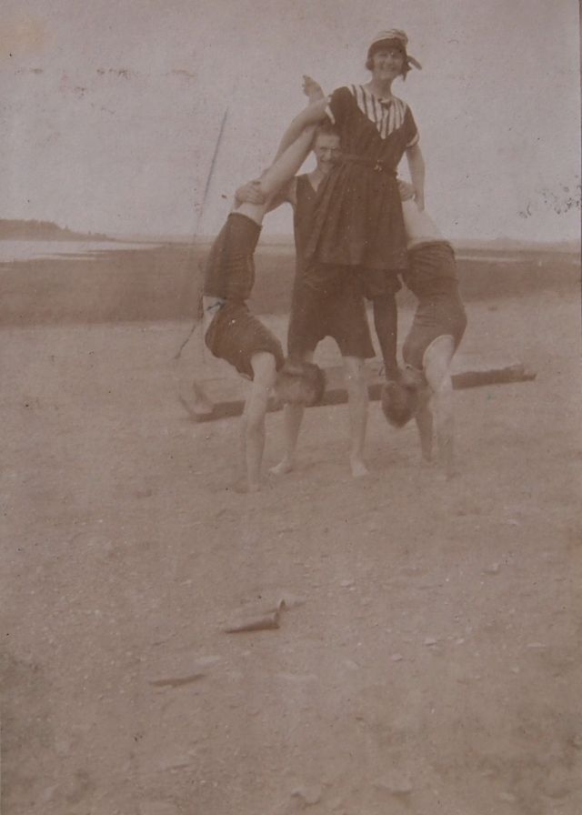 20 Cool Photos Show What Swimwear Looked Like During the Victorian Era ...