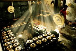 GULINTANGAN: Pemasaran: