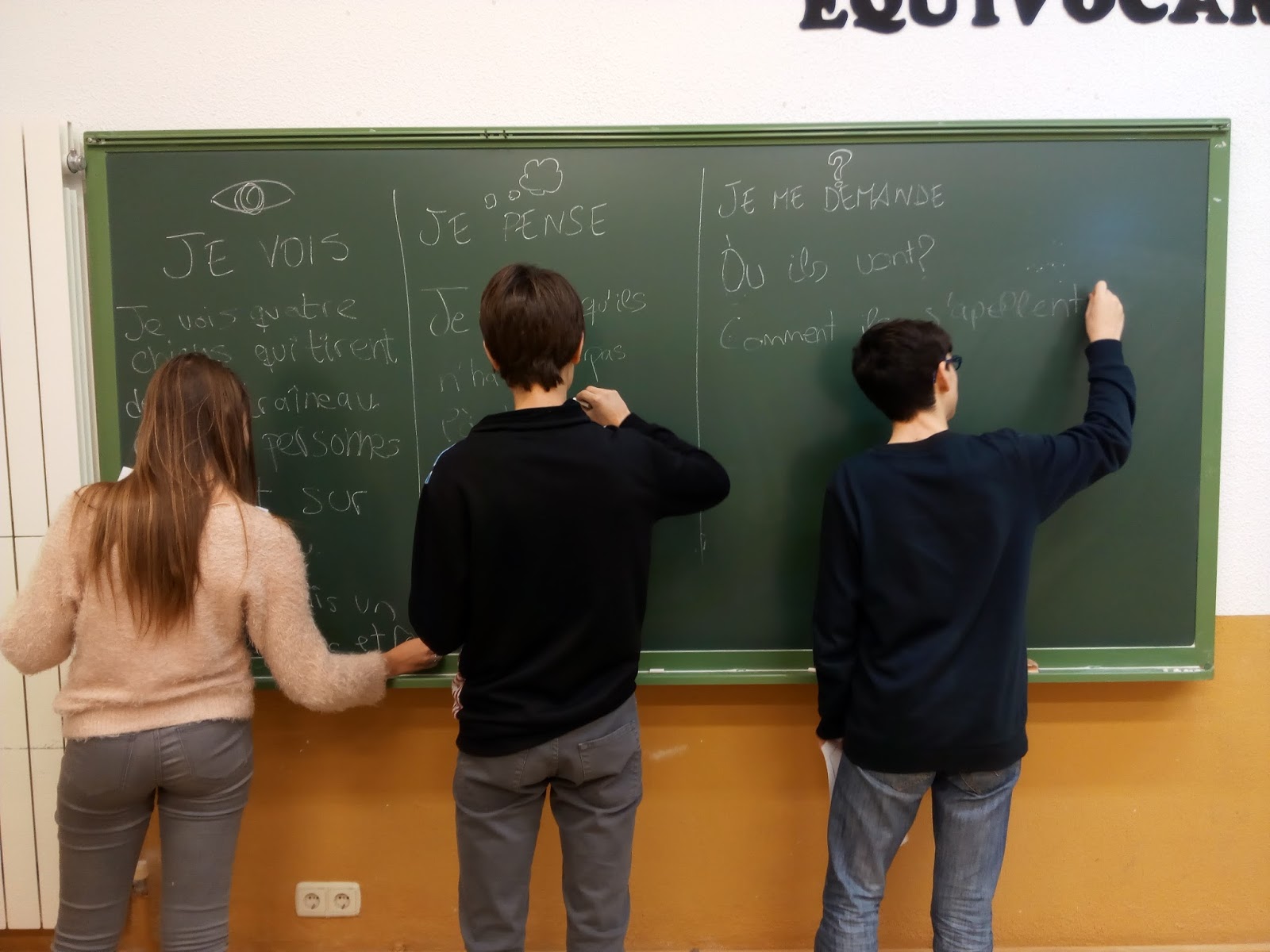 Innovando en el CEO: JE VOIS-JE PENSE-JE ME DEMANDE