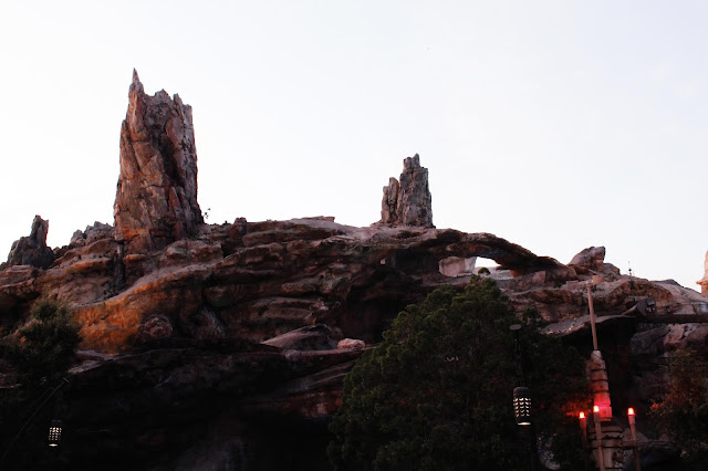 Autumn Amelia: Our Trip To Batuu: Star Wars Galaxy's Edge
