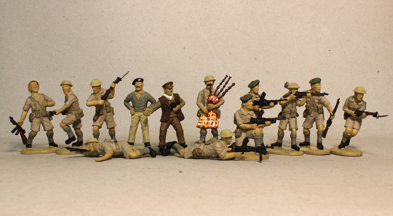 Commander of Plastic Men!: MATCHBOX 1/32 SCALE