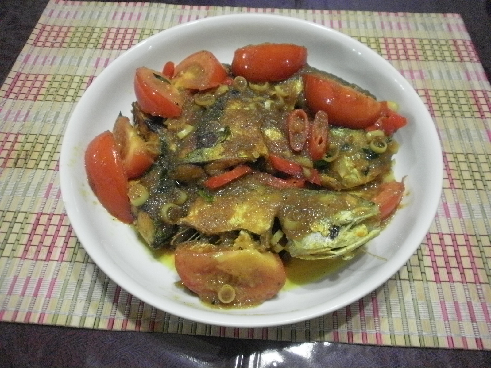 Zara ♥ Baking: IKAN KEMBUNG TIGA RASA