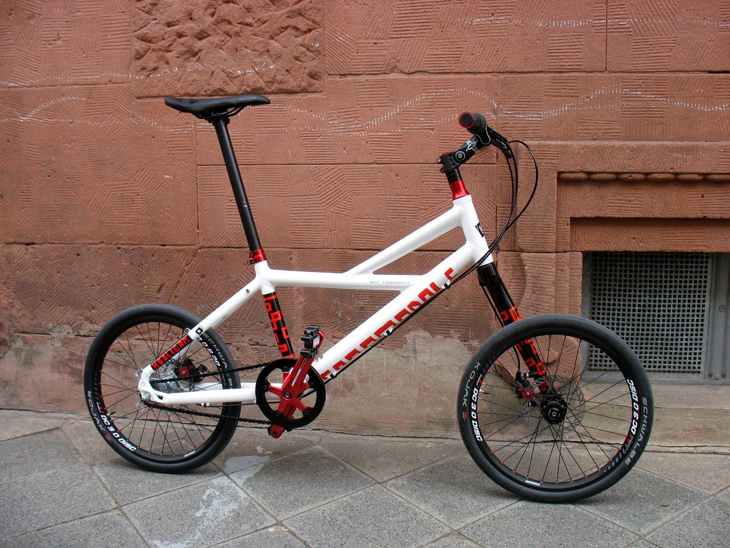 Folding Style ©: Mini Velo - Small Wheel Bicycles Part 1 Introduzione