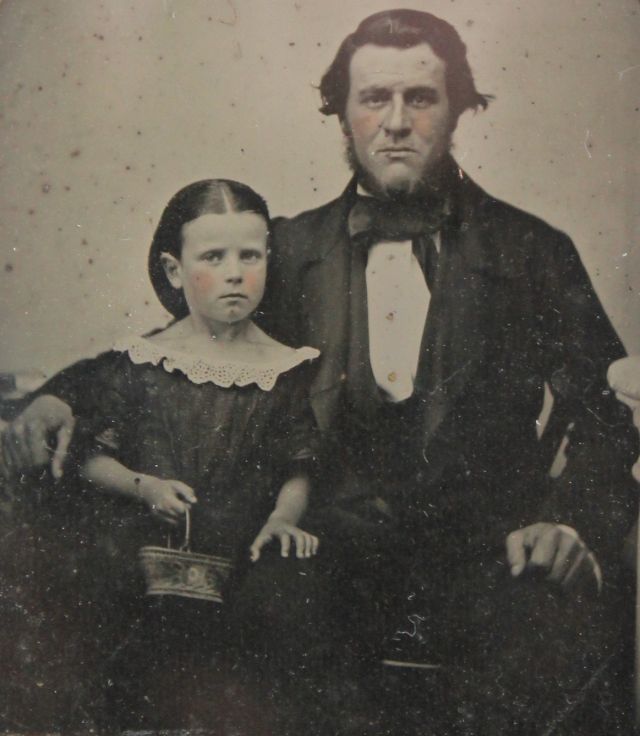 Victorian Fatherhood: Lovely Photos of Fathers With Their Children in ...