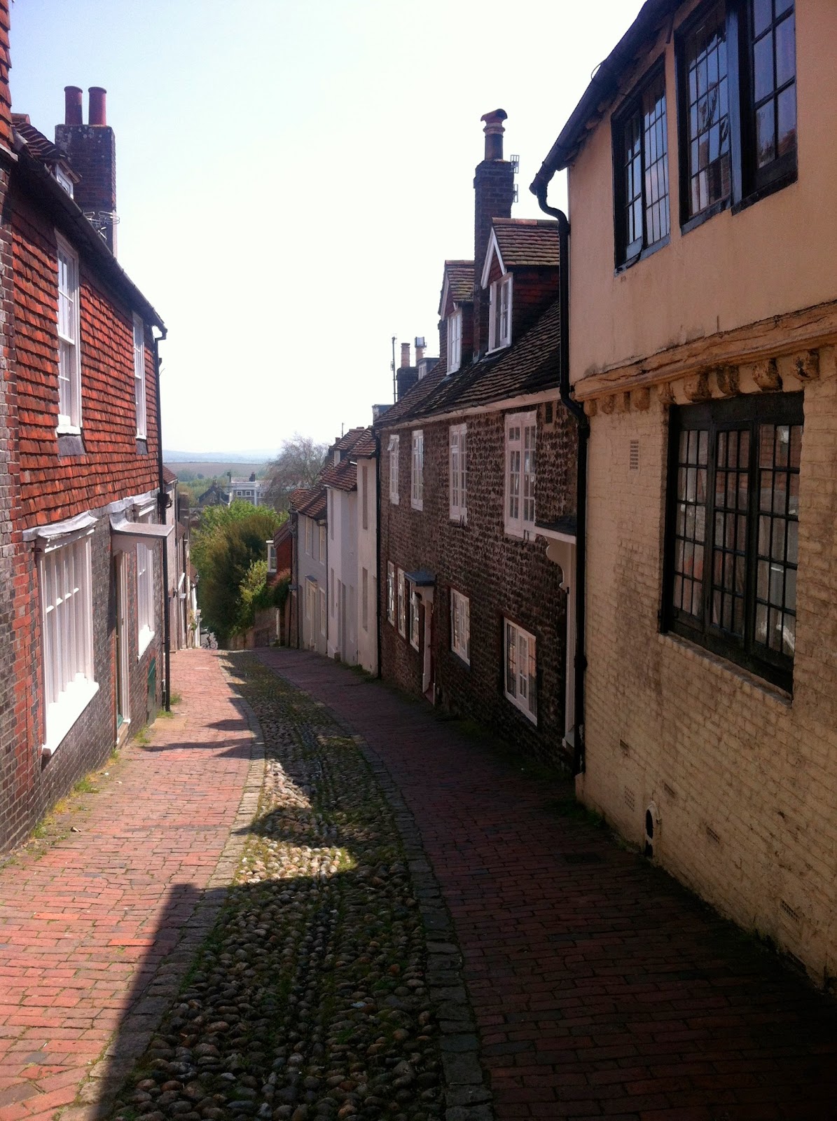 Brighton, Lewes and a couple of Castles | A Little Further North