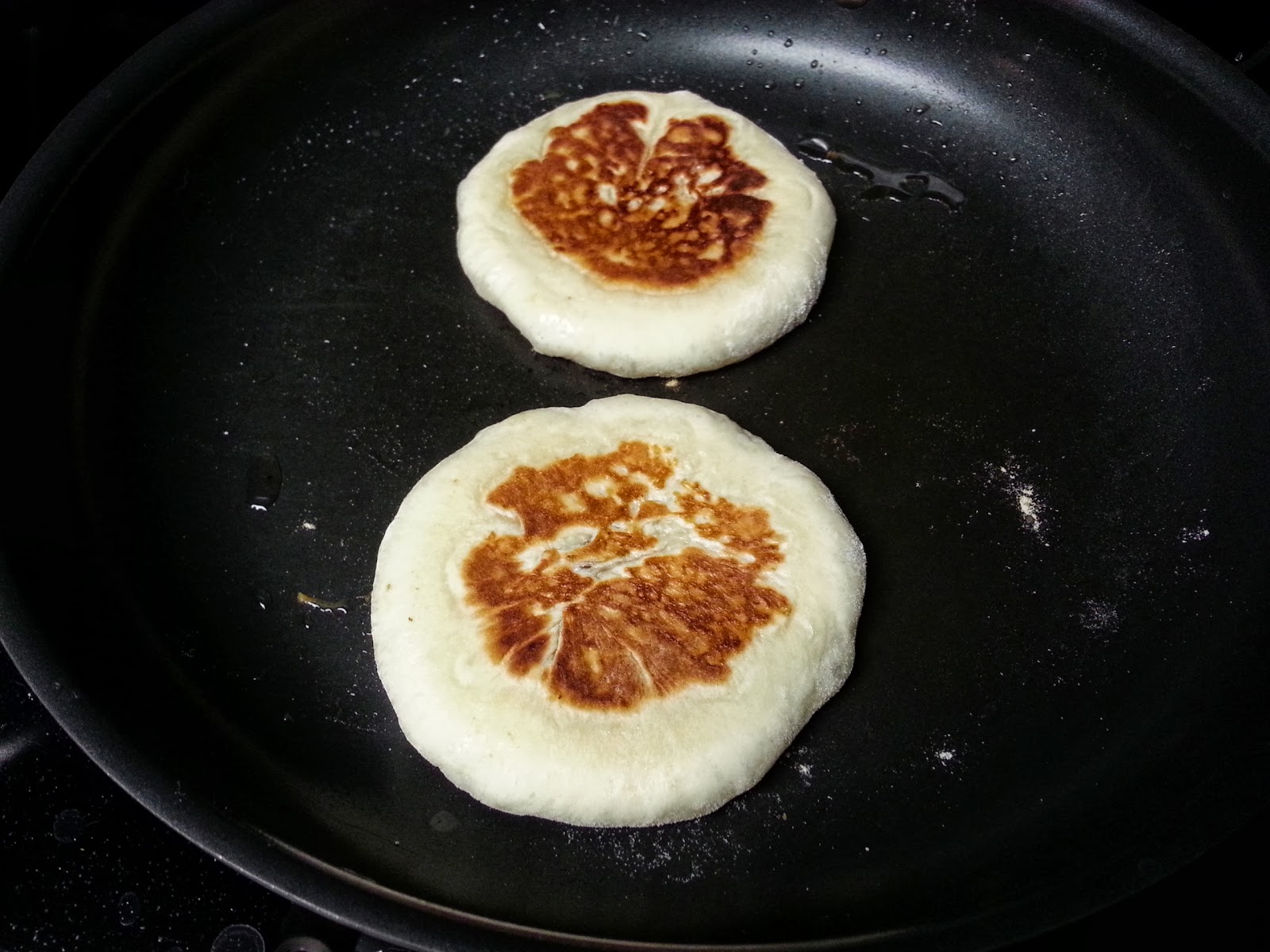 Grubbin' Pugs: Hoddeok (Korean Pancakes with Sweet Filling)