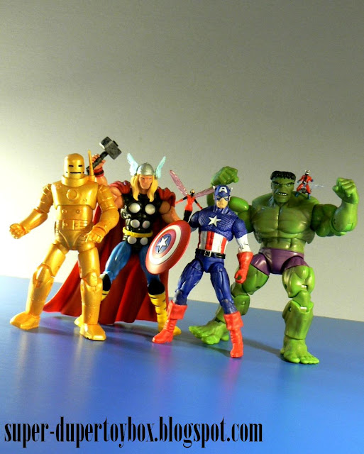 Super-DuperToyBox: Marvel Universe: The Classic Avengers Box Set