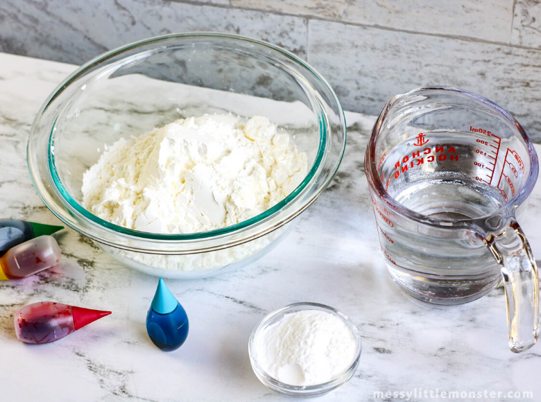 Easy Sidewalk Chalk Paint Recipe - using only 3 ingredients! - Messy ...