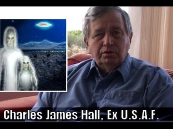 Kozmikus Titkok: Charles Hall és a Magas Fehérek