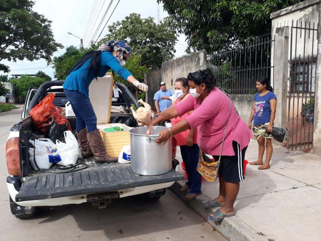 Aperturan “ollas comunes” en cuatro barrios para repartir comida a los ...