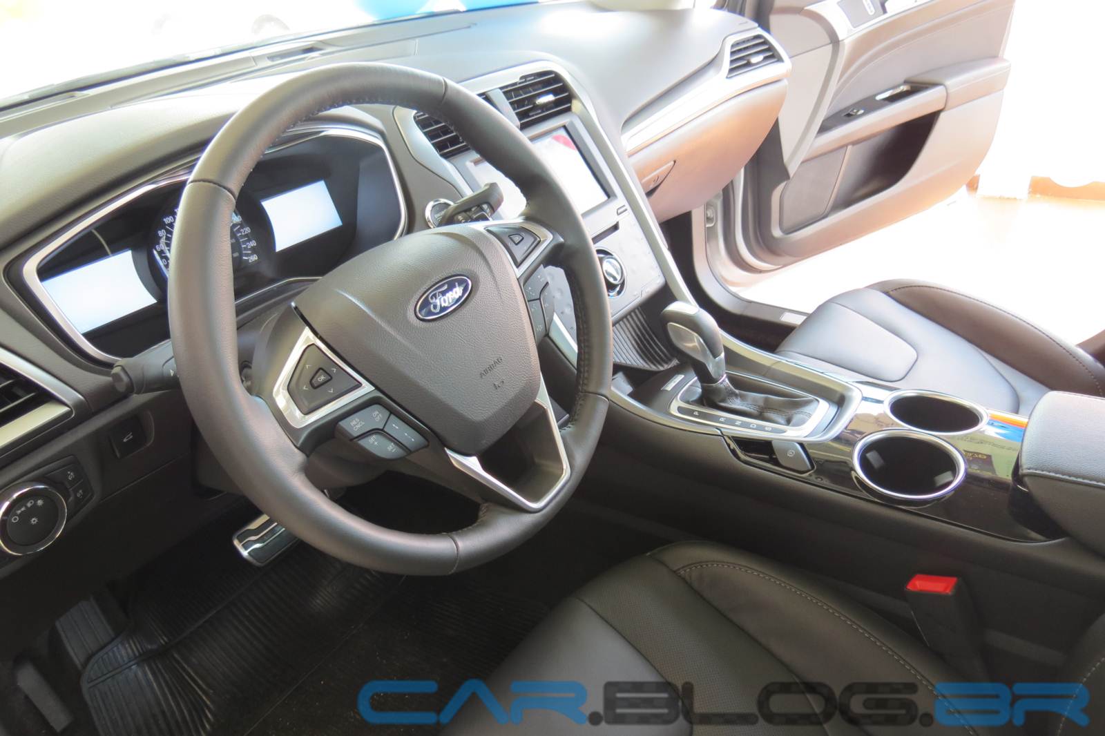 Ford Fusion 2013: fotos, preço, consumo e especificações