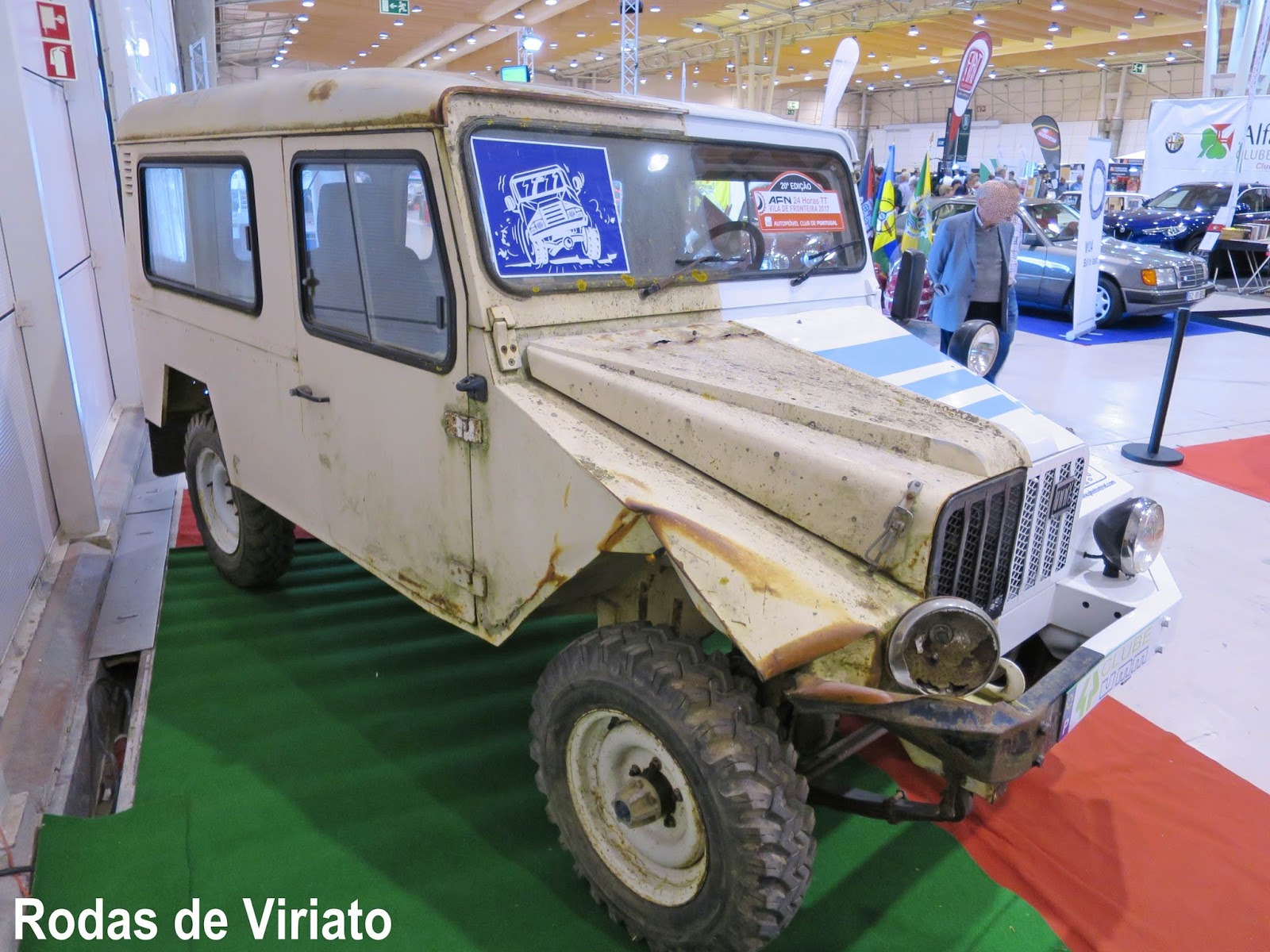 Jipe UMM Cournil "V6" - Salão Motorclássico 2017