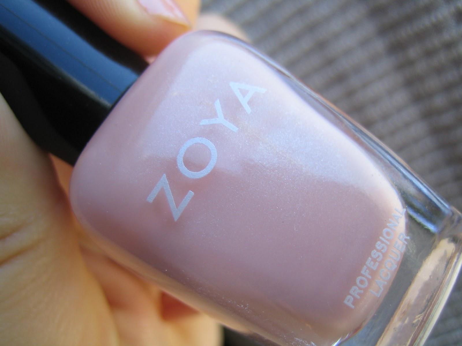Bower of Blisse: NOTD: Zoya Sally