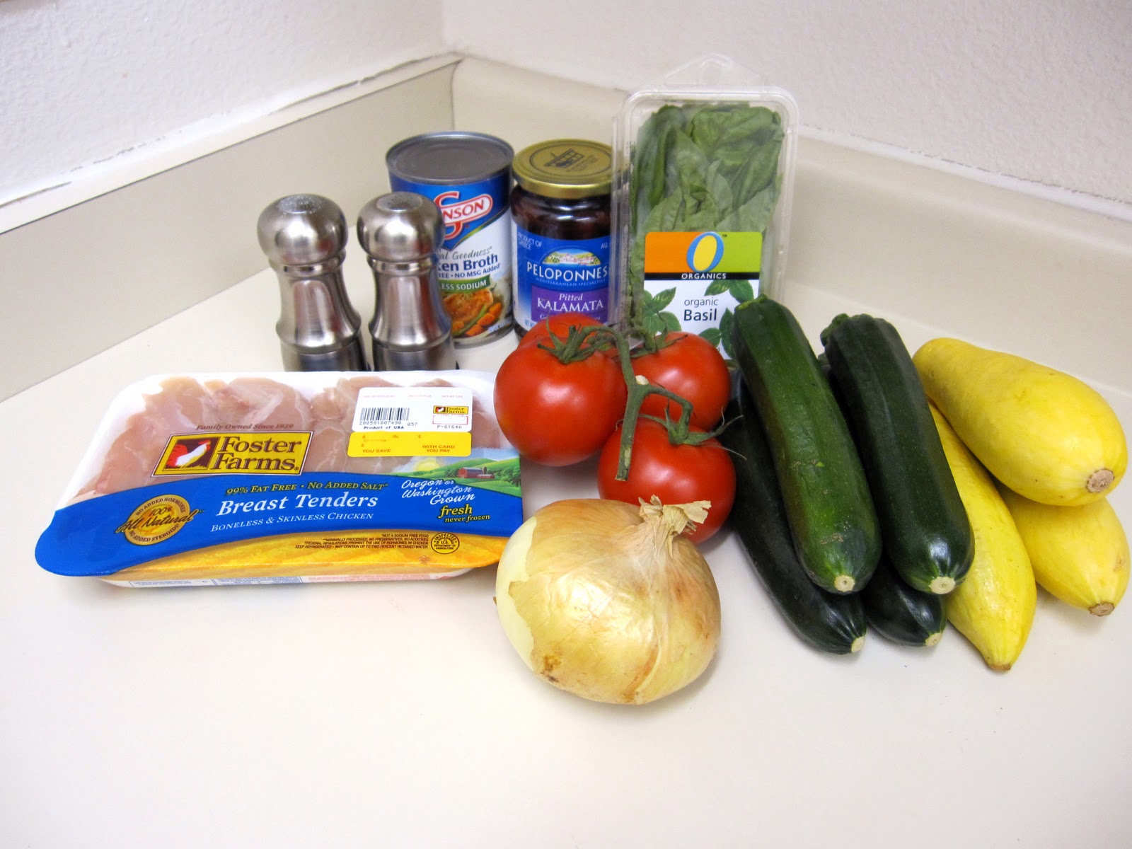 Fruitless Ambition: Baked Chicken Packets with Zucchini and Tomatoes