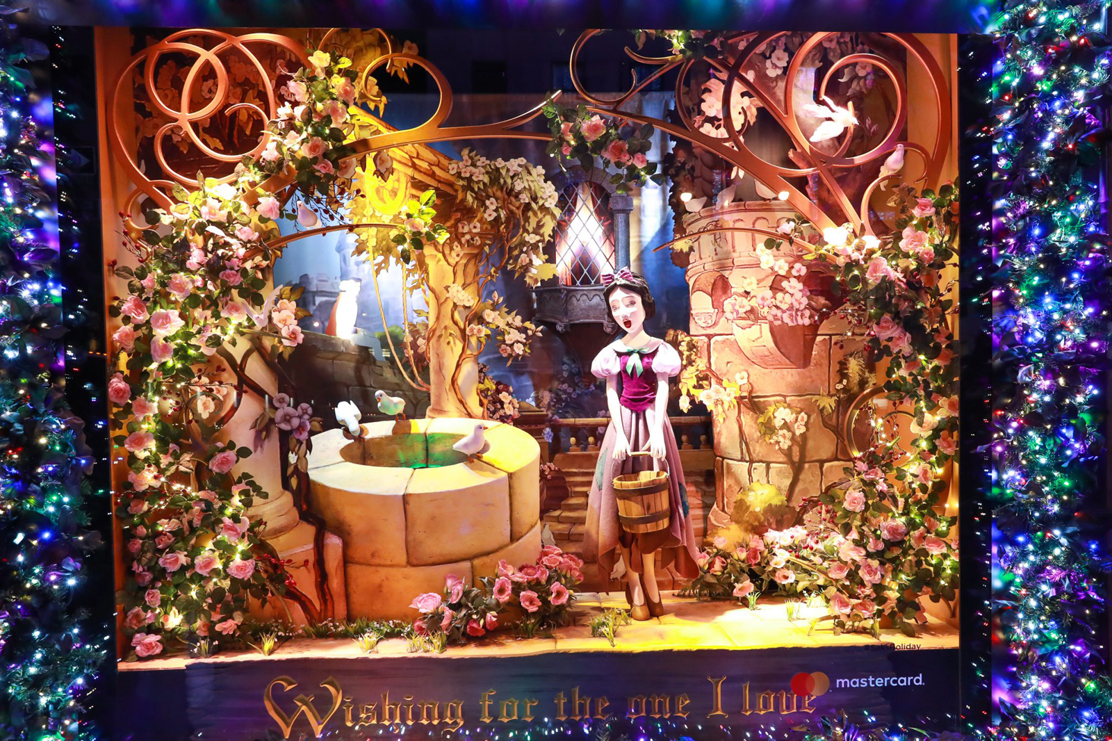Filmic Light - Snow White Archive: Snow White 80th Anniversary Window ...