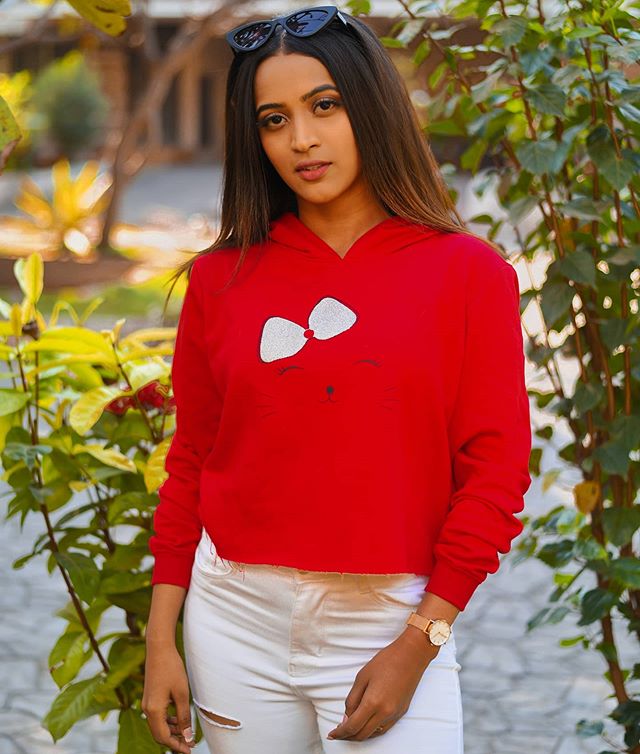 Shruti Sharan Shetty Wiki Biography, Web Series, Movies, Photos Age, Height and other Details ...