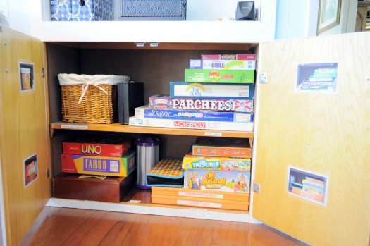 IHeart Organizing: Reader Space: Becky's Beautiful Family Room Organizing