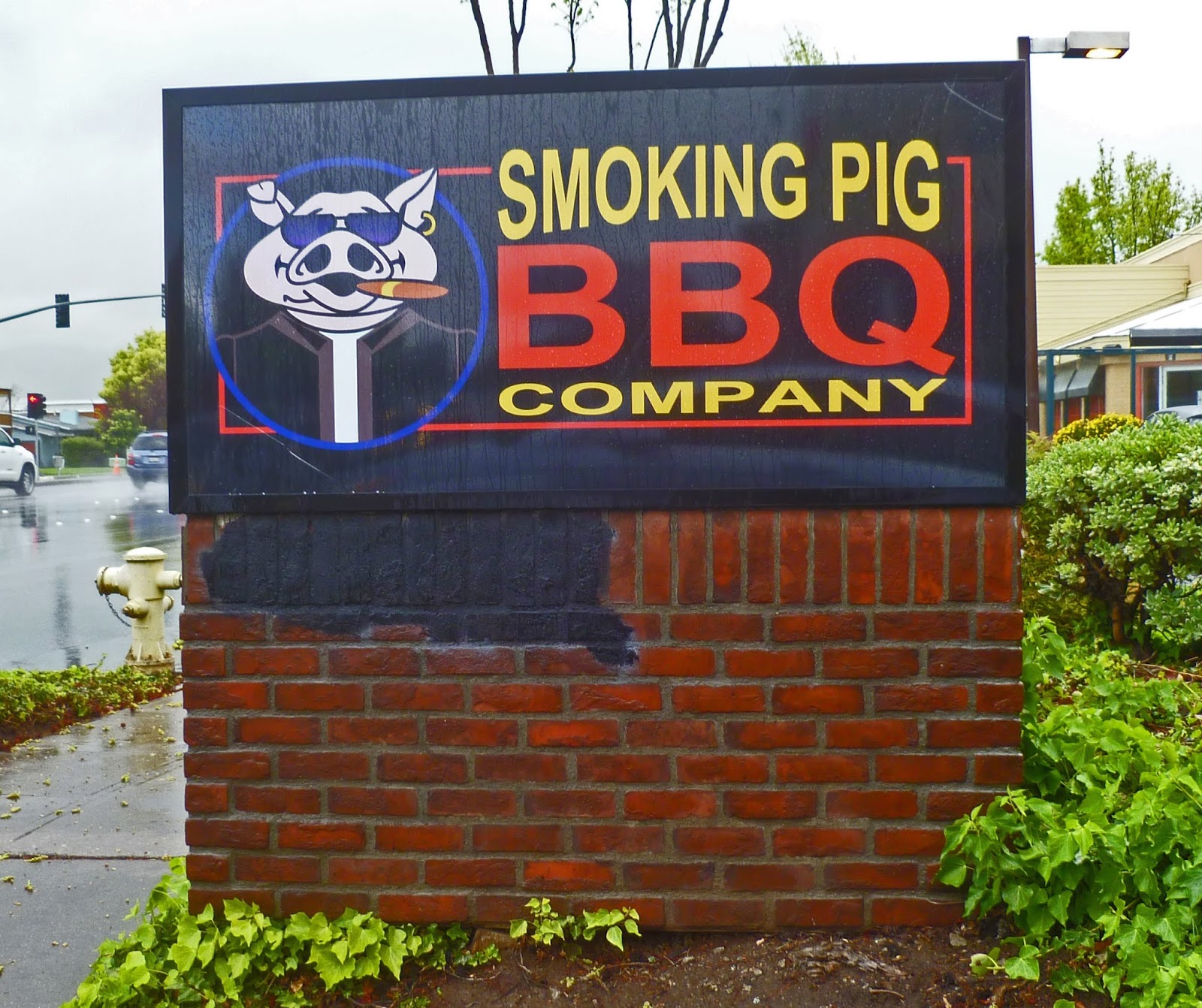 MAD MEAT GENIUS: SMOKING PIG BBQ
