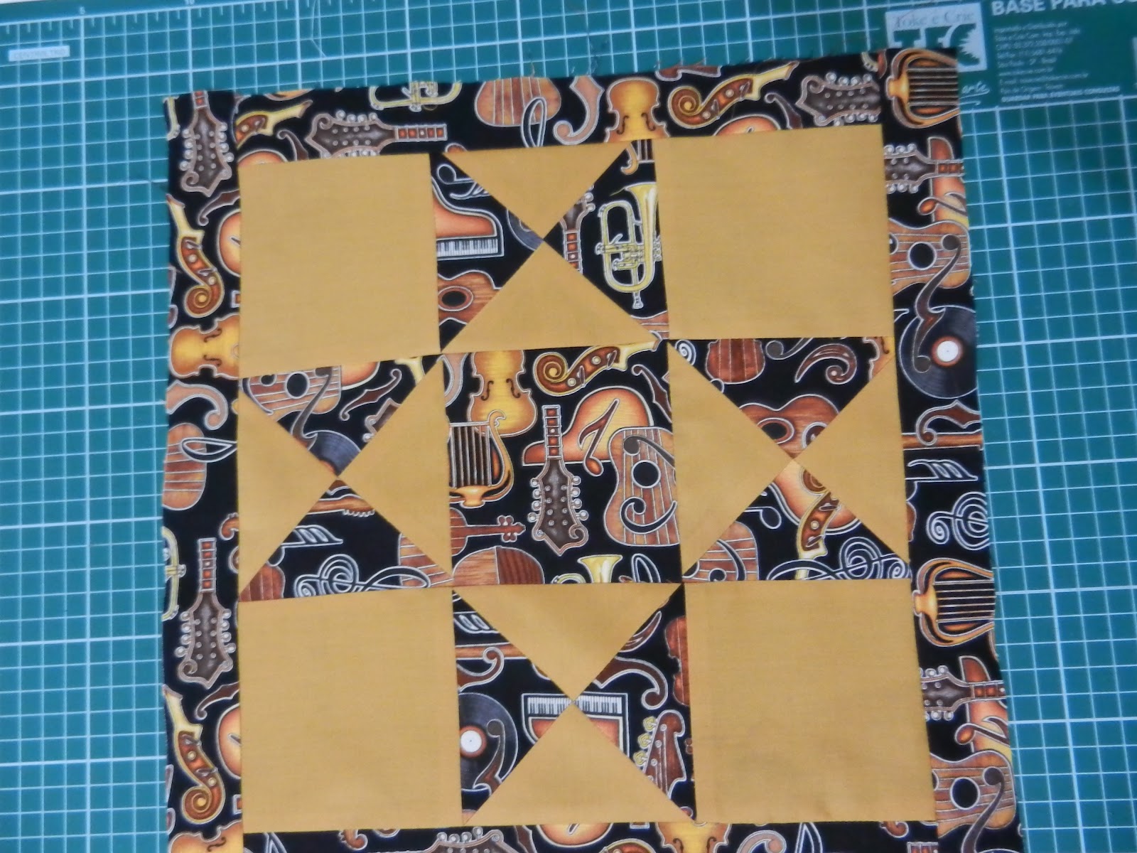 BRISA ATELIÊ: ALMOFADAS EM PATCHWORK