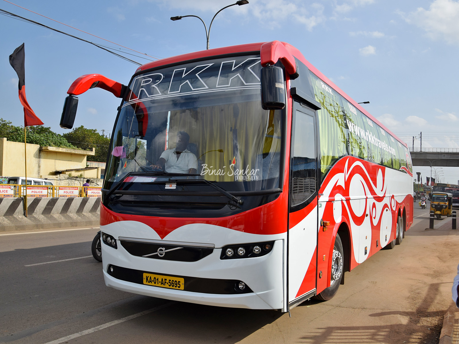 Chennai to Bengaluru: RKK Travels