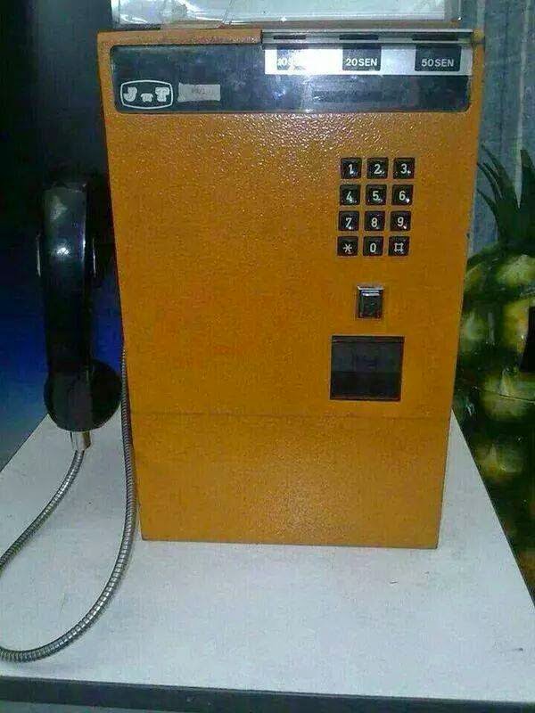 Telefon awam lama | Hidup orang biasa...