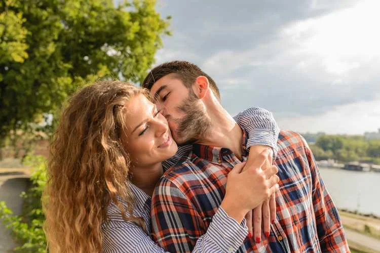 10 Ways To Impress Your Man And Attract Him