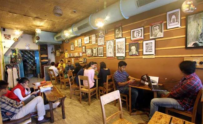 F.R.I.E.N.D.S Central Perk and the Story of Cafe Culture around the world