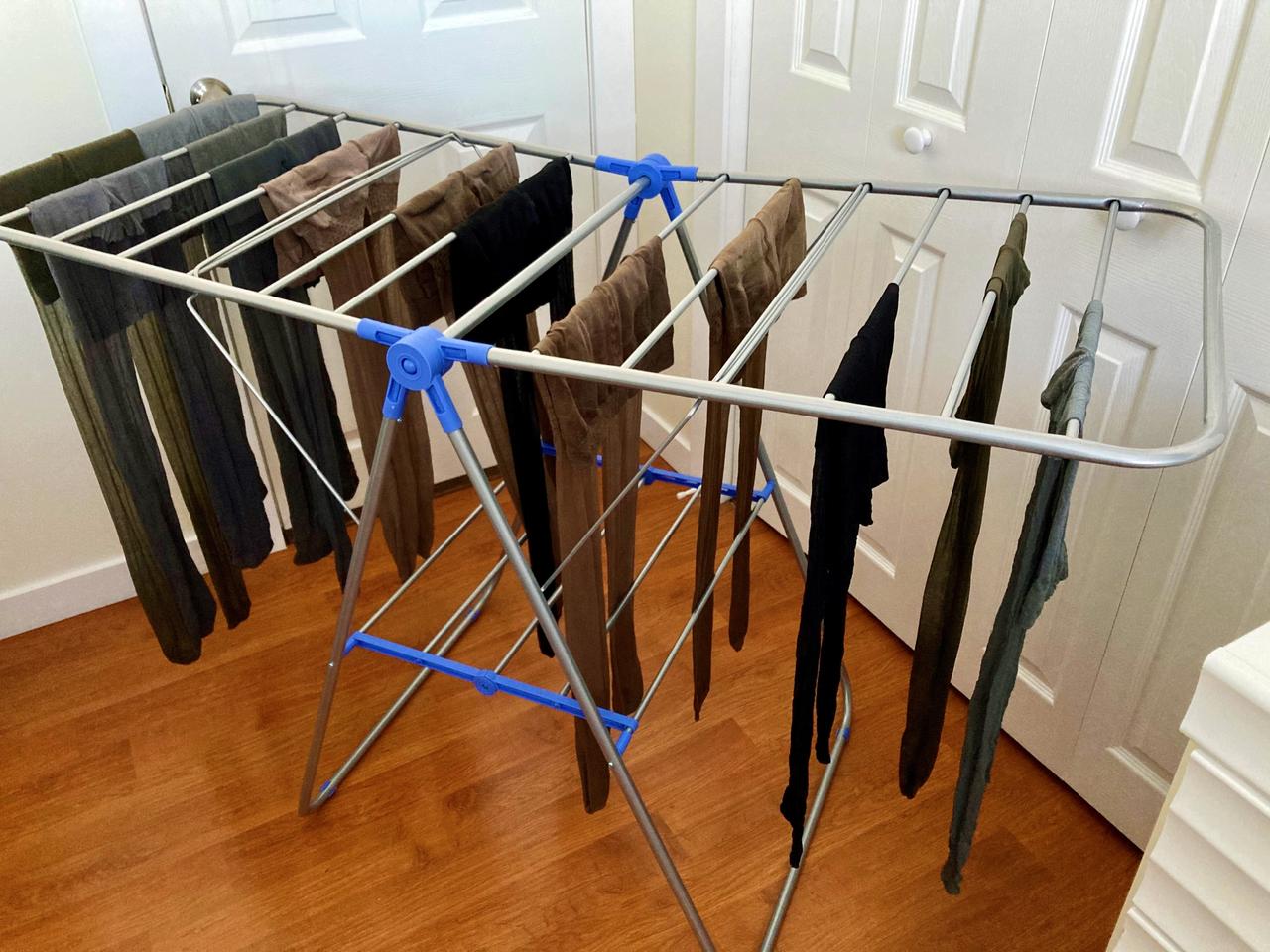 fashion tights skirt dress heels : 10 rules of wearing tights