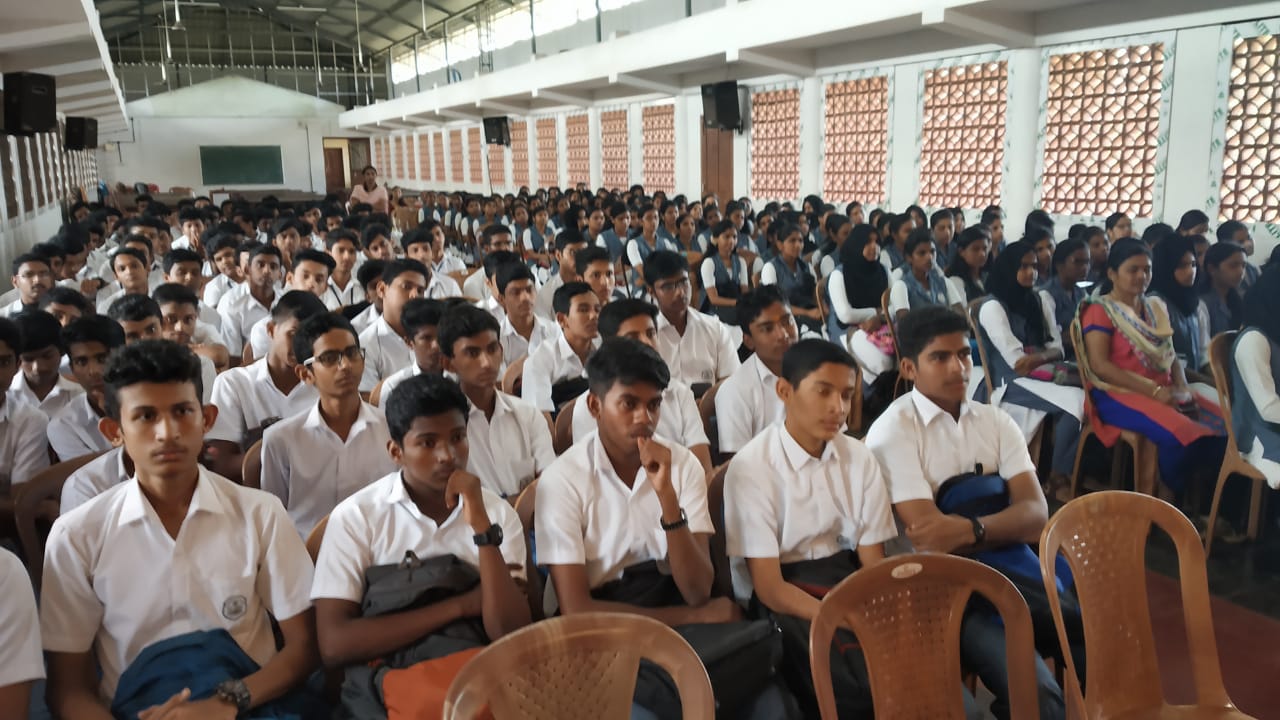 ST JOSEPH'S HSS, PAVARATTY: നിയമങ്ങളെക്കുറിച്ചുള്ള അവബോധനം