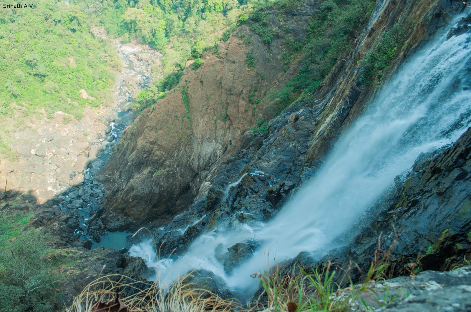 Journey to nature: Devkar falls / Vajra falls
