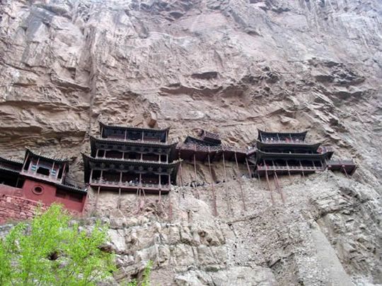 700 Years Old House: The Hanging Temple Monastery of Hengshan