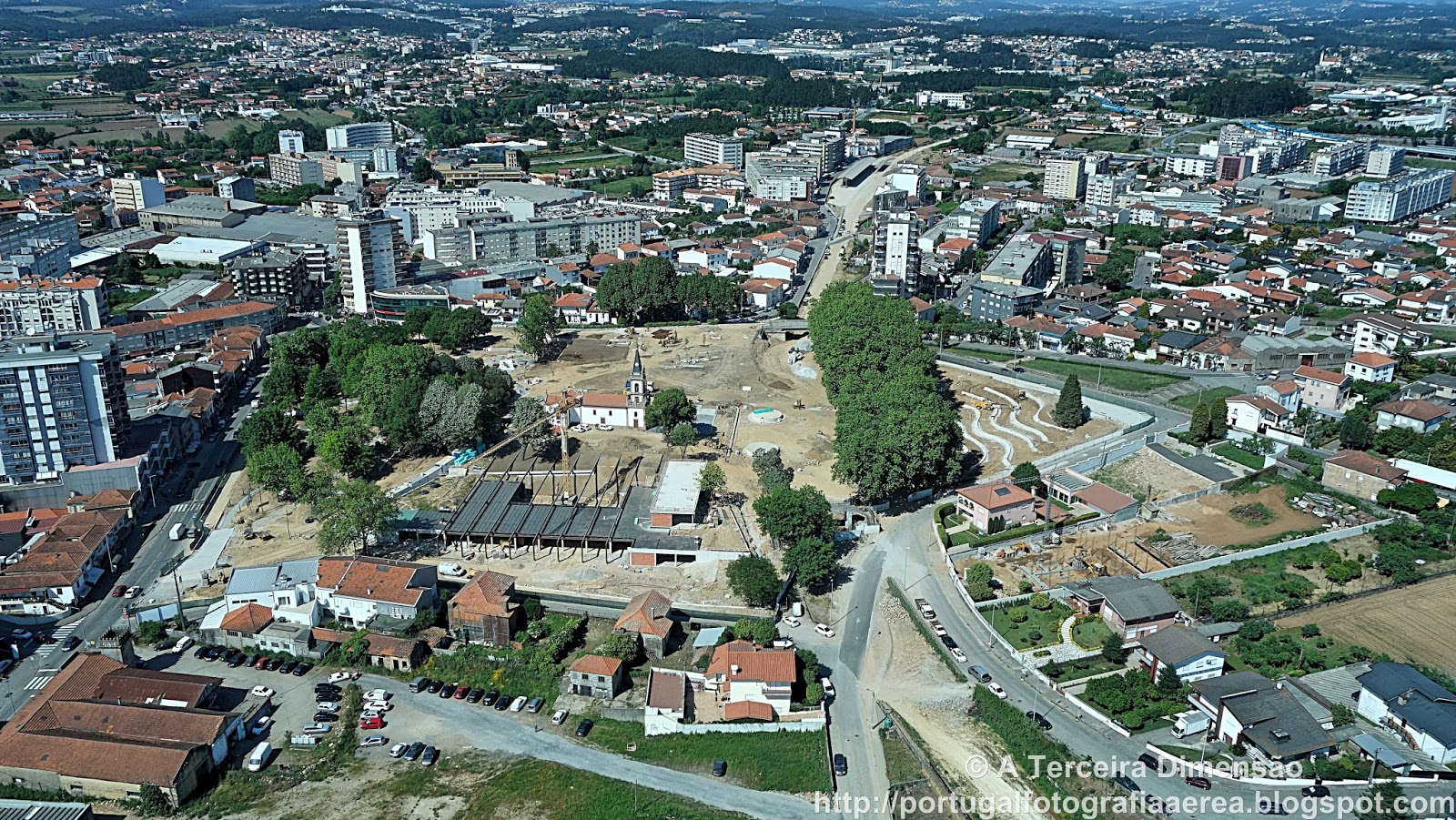 A Terceira Dimensão: Trofa