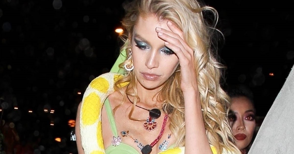 Stella Maxwell Arrives at Drake’s Halloween Party in West Hollywood 31 ...