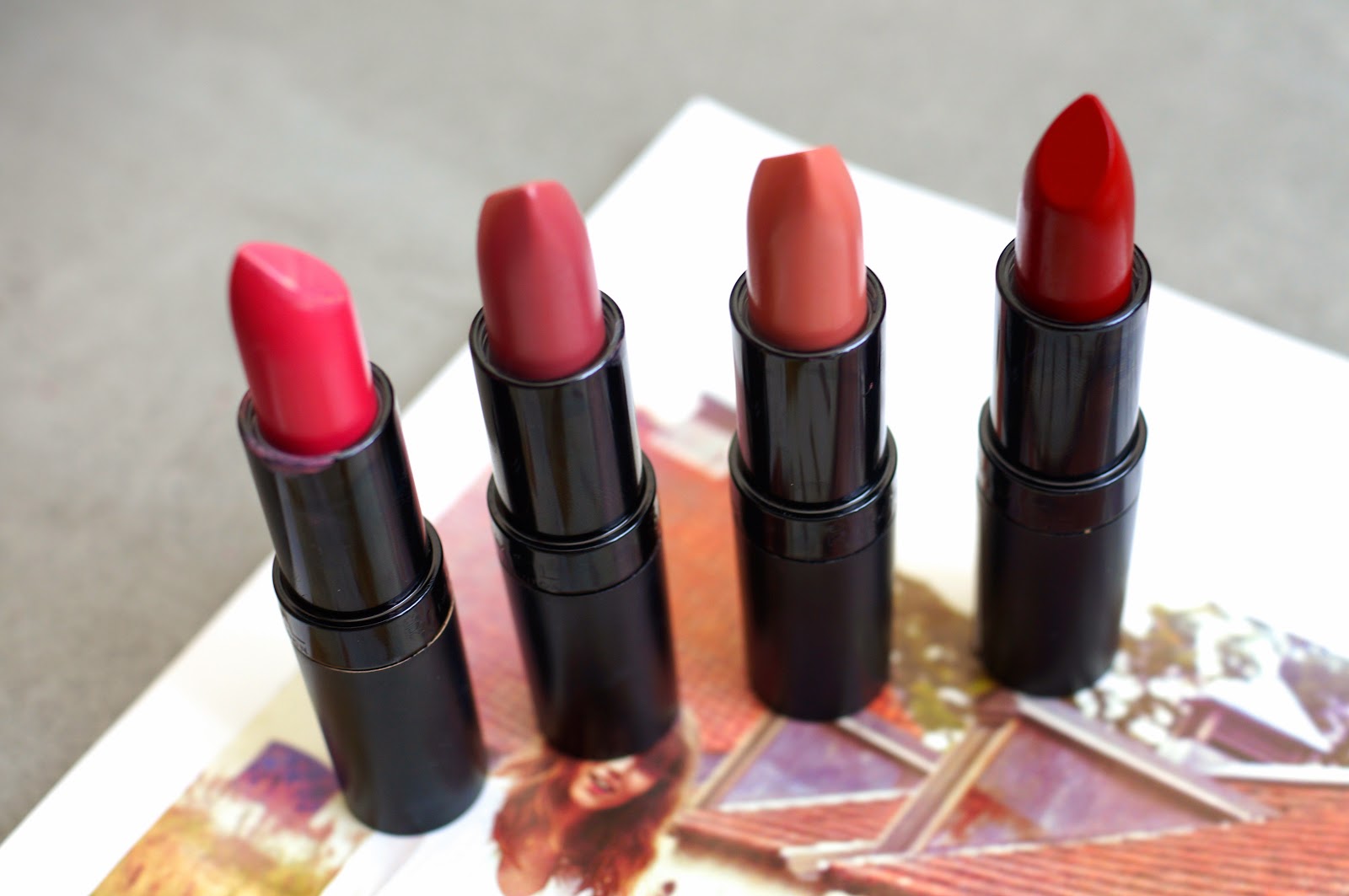 Emtalks: Kate Moss Rimmel Lipstick Collection Review: New Favourites