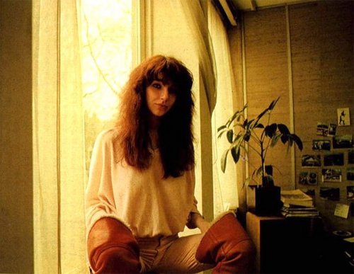 powder blue with polka dots (a hodgepodge): Style Icon: Kate Bush