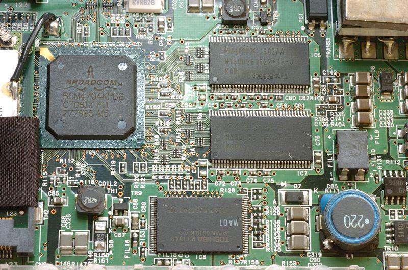 電算機孝行: Buffalo WAPS-HP-AM54G54 の分解