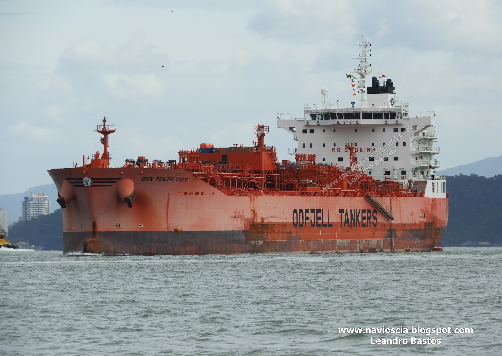 Navios de Santos & CIA: Navio BOW TRAJECTORY