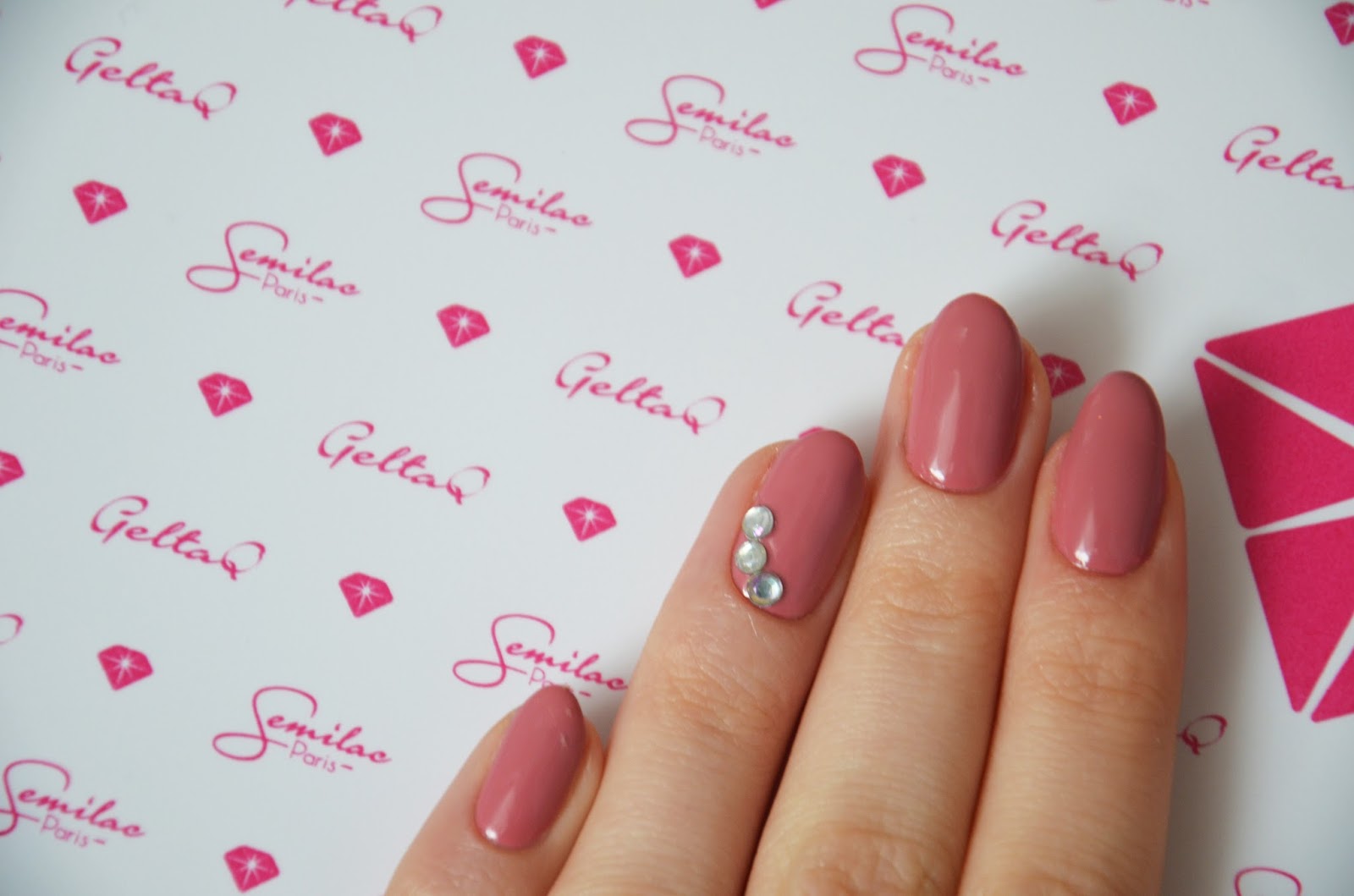 Semilac 097 Indian Roses - Beauty Dorczi